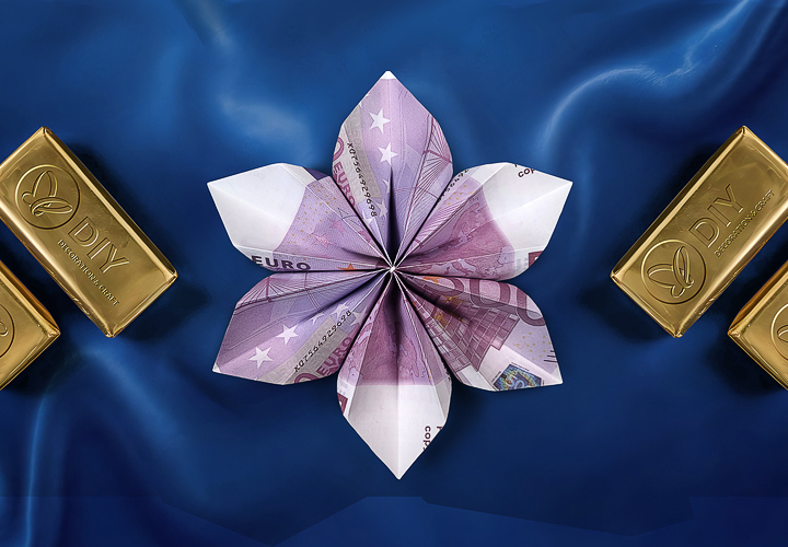 Bloemen van geld vouwen: Instructie met foto's en video's