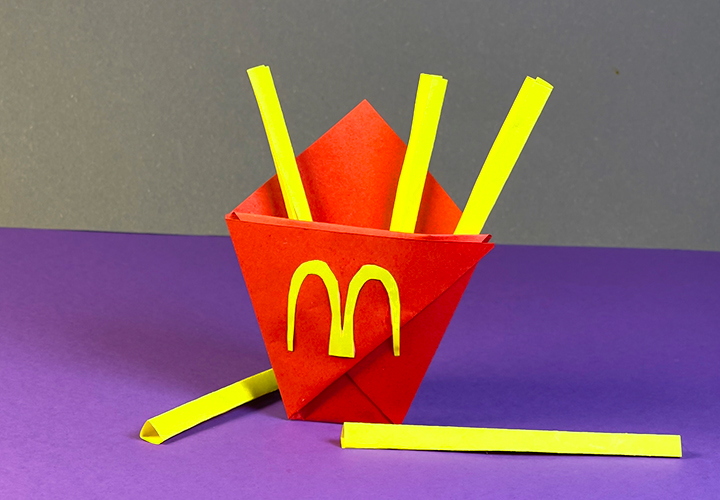 Make a paper fries box: Simple DIY instructions for kids