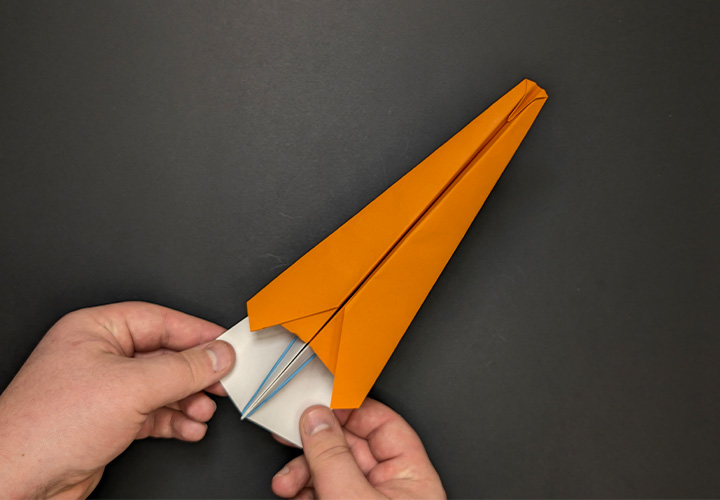 Paper airplane launcher with rubber band: instructions with photos and ...